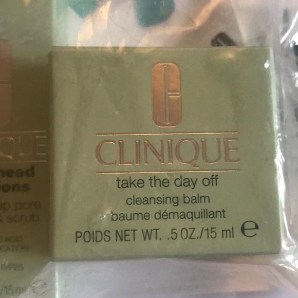 Clinique | Makeup | Nib Clinique Mini Discover Clearest Skin Set | Poshmark